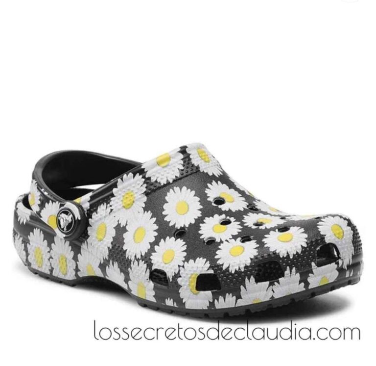 Zuecos CROCS Classic estampado de margaritas - Los Secretos de Claudia